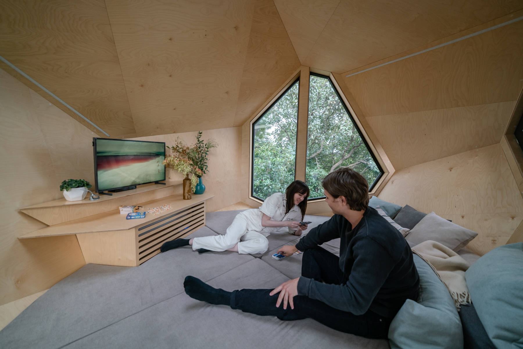 Your Future Meeting Room | Workstation Cabin